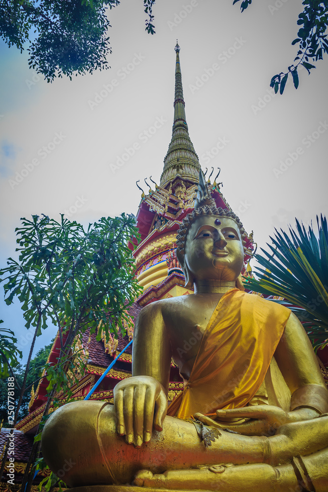 Beautiful golden pagoda with decorative Thai style fine art at public ...