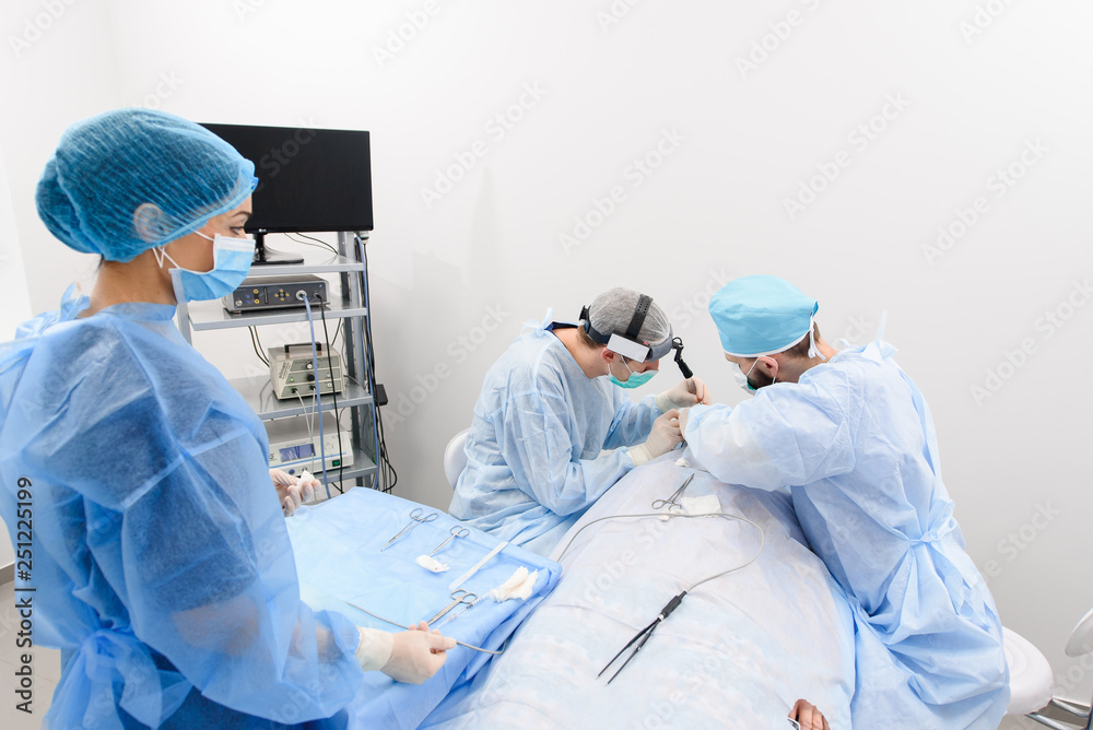 Blepharoplasty, plastic surgery operation for correcting defects ...