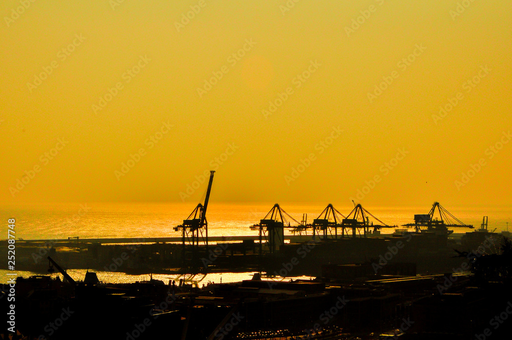 Pontos turísticos , cidade de Genova e Rivarone Stock Photo | Adobe Stock