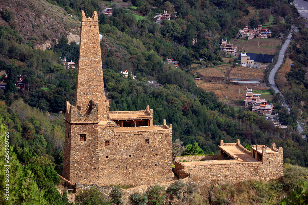 Danba County, Sichuan Province China. Zhonglu Township, Architectural ...