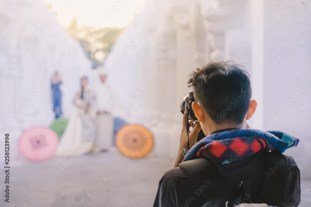 Myanmar wedding photography. A Burmese couple in a tradition dress that ...