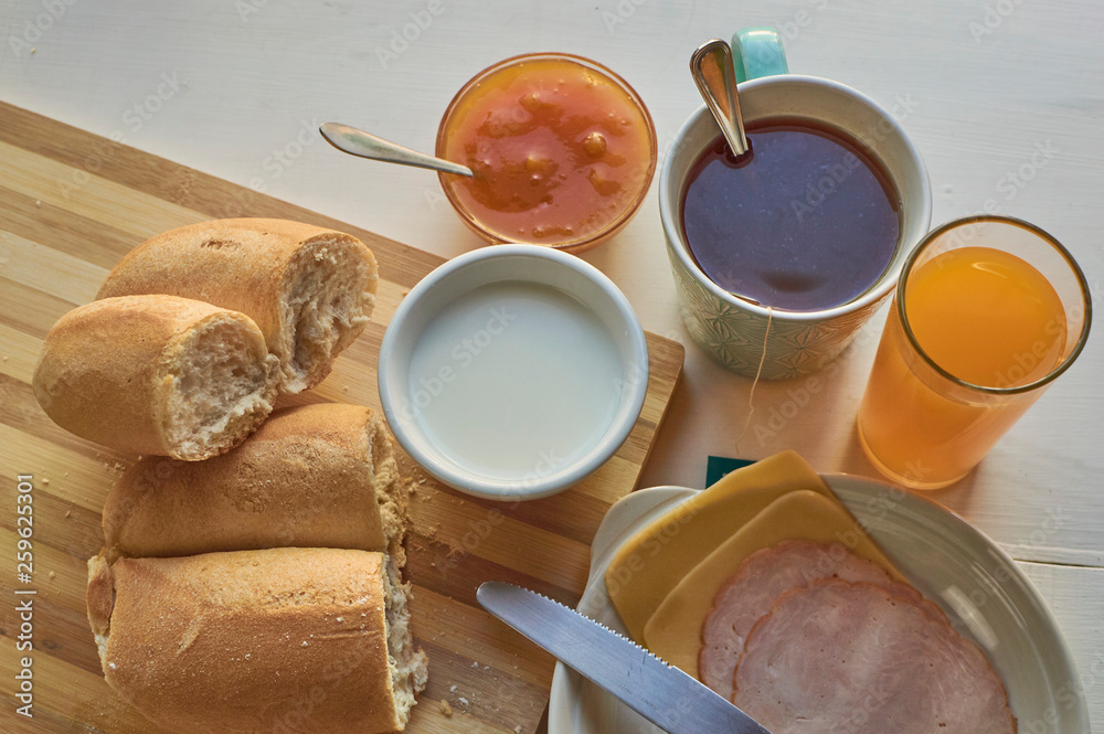 Desayuno chileno, once chilena, comida típica chilena. Stock Photo ...