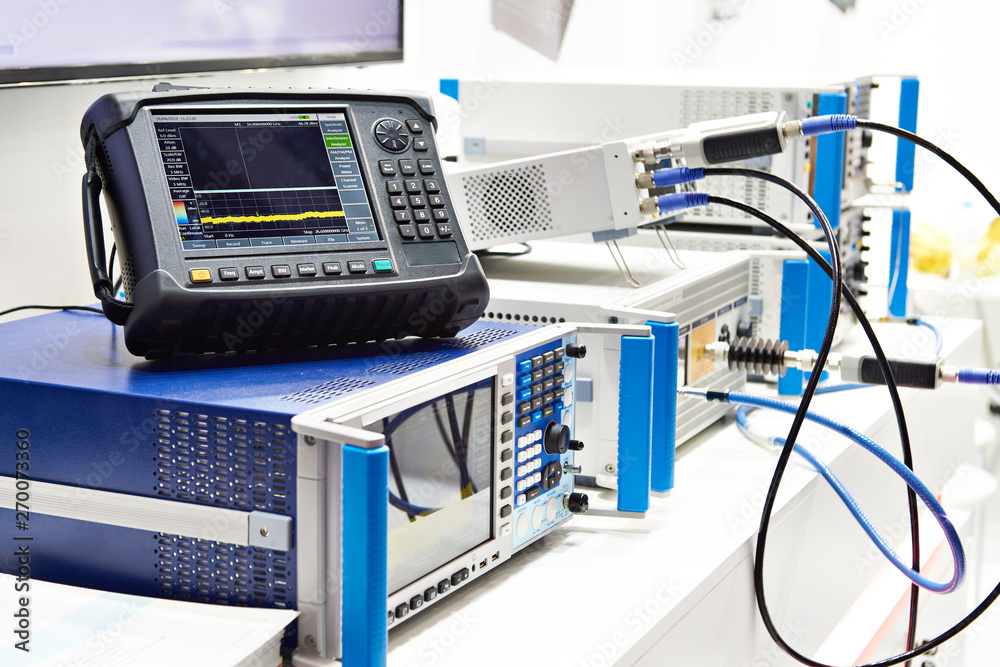 Digital oscilloscope and spectrum analyzer Stock Photo | Adobe Stock