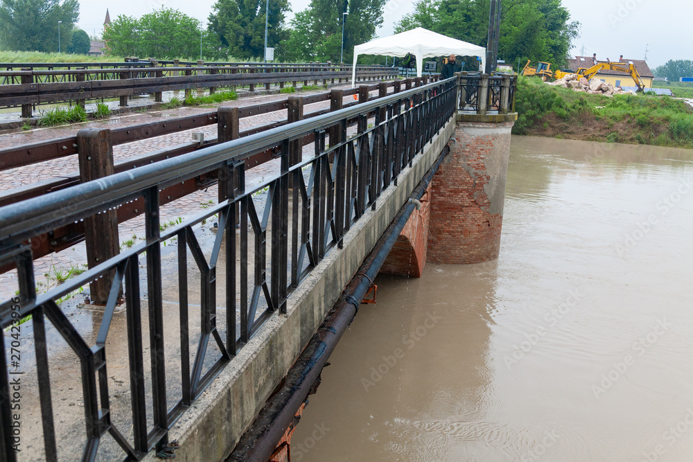 flooding of river embankments reinforcement to delimit the full emilia ...
