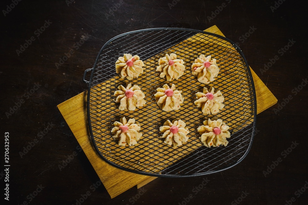 Kuih Semperit is a Malaysian traditional cookie, traditionally served ...