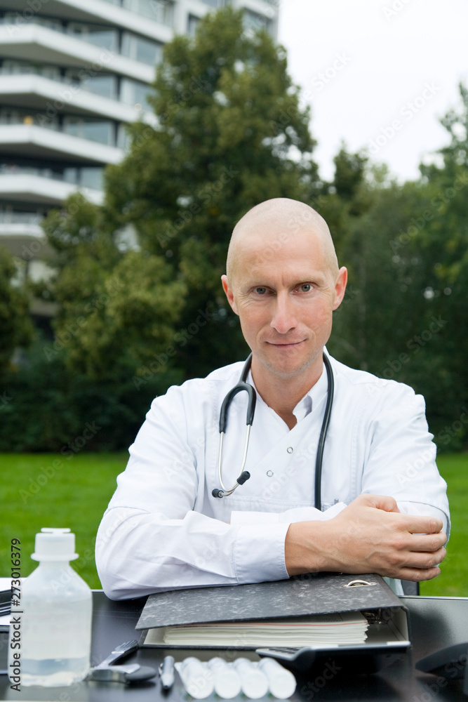 Geduldig zuhören Stock Photo | Adobe Stock