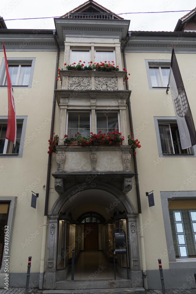 Historische Häuser in der Altstadt von Bregenz am Bodensee Stock Photo ...