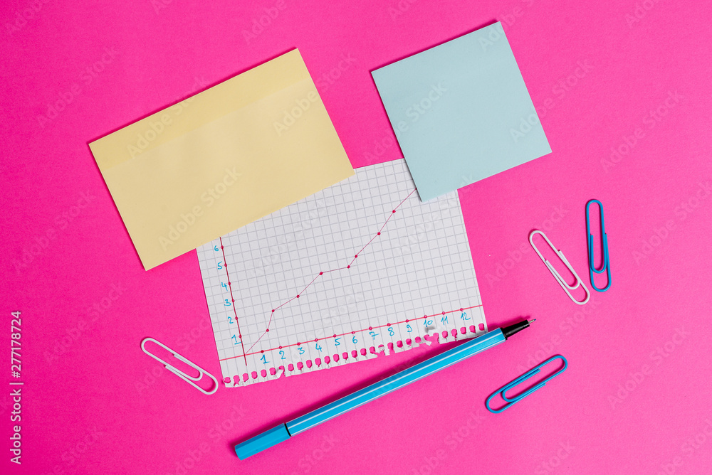 Foto de Stock Stationary and note paper plus math sheet with diagram ...