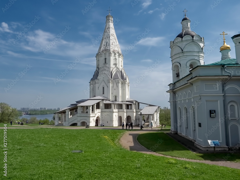 Стоковое фото «Ancient architecture of Kolomenskoye Park in Moscow ...