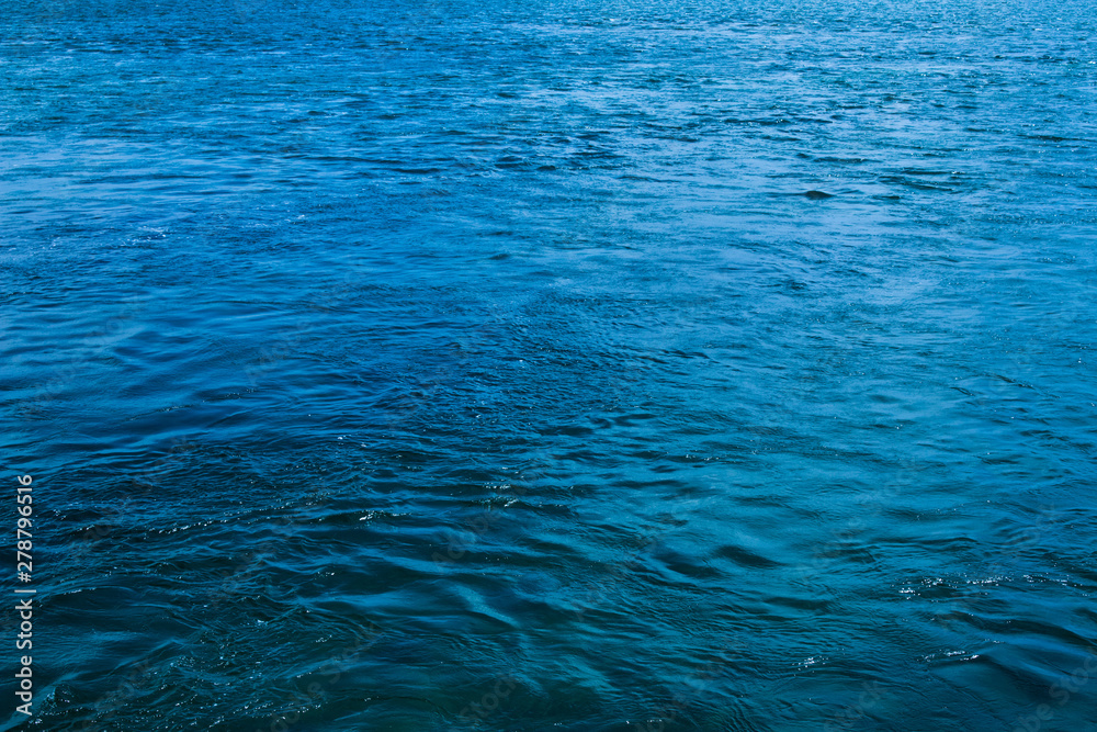 Las formas del agua Stock Photo | Adobe Stock