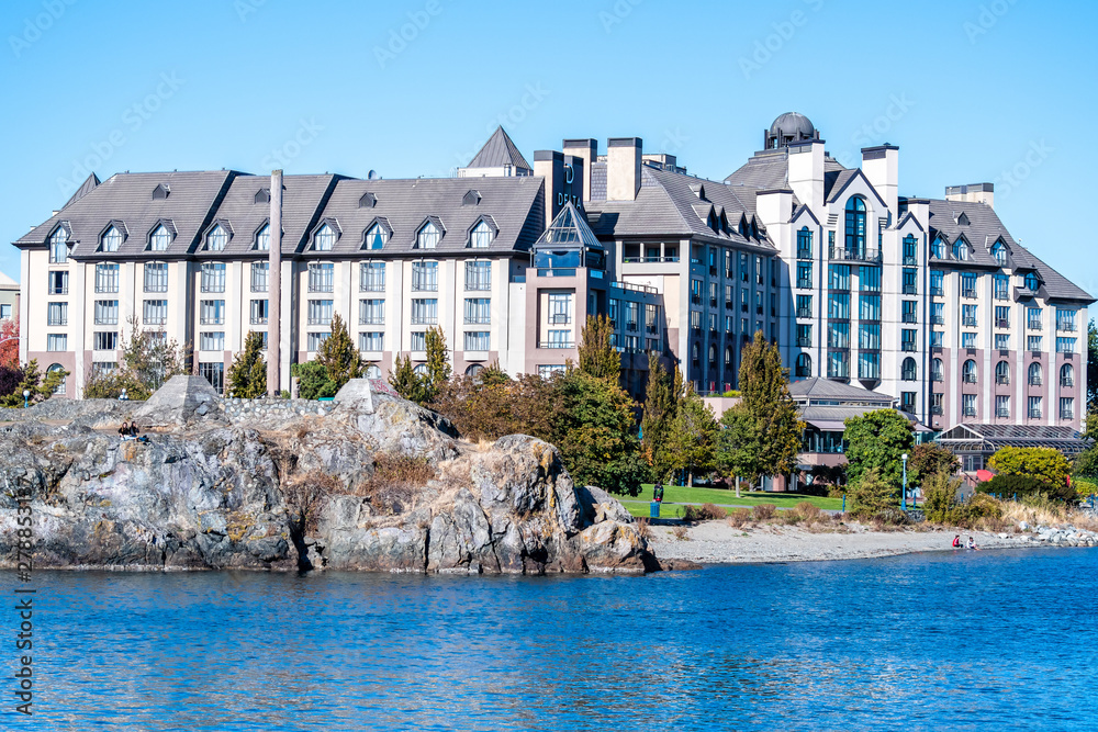 Delta Hotels by Marriott Victoria Ocean Pointe Resort. Modern luxury ...