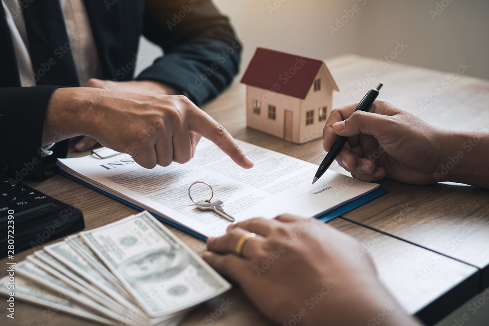 Insurance brokers are pointing to insurance contract signing and are ...