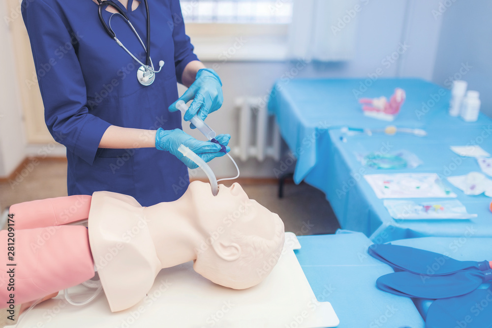 help emergency with complications in the respiratory tract ...