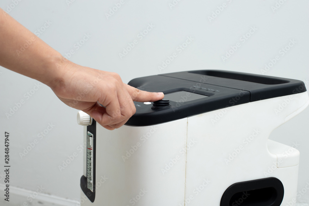 Medical Device Individual portable oxygen cylinder to put gas for ...