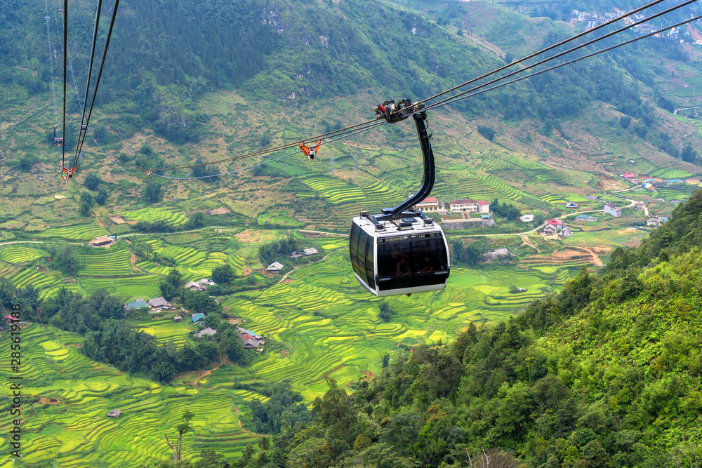 The world's longest electric cable car go to Fan Si Pan or Pang Xi Pang ...