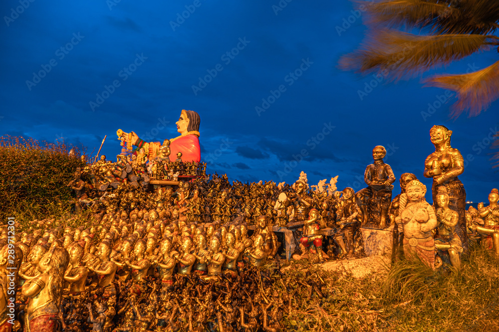 ภาพถ่าย Stock The giant statue in Sunthorn Phu's literature is located ...