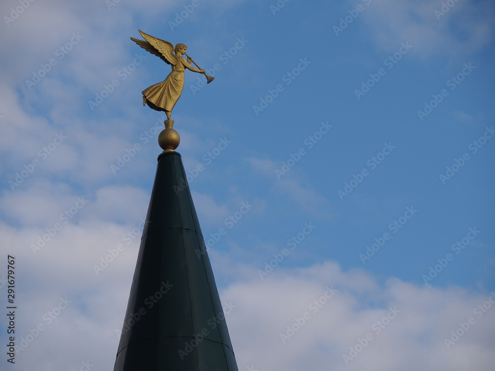 Marmont holy saint angel Moroni on the spire with a trumpet deployed to ...