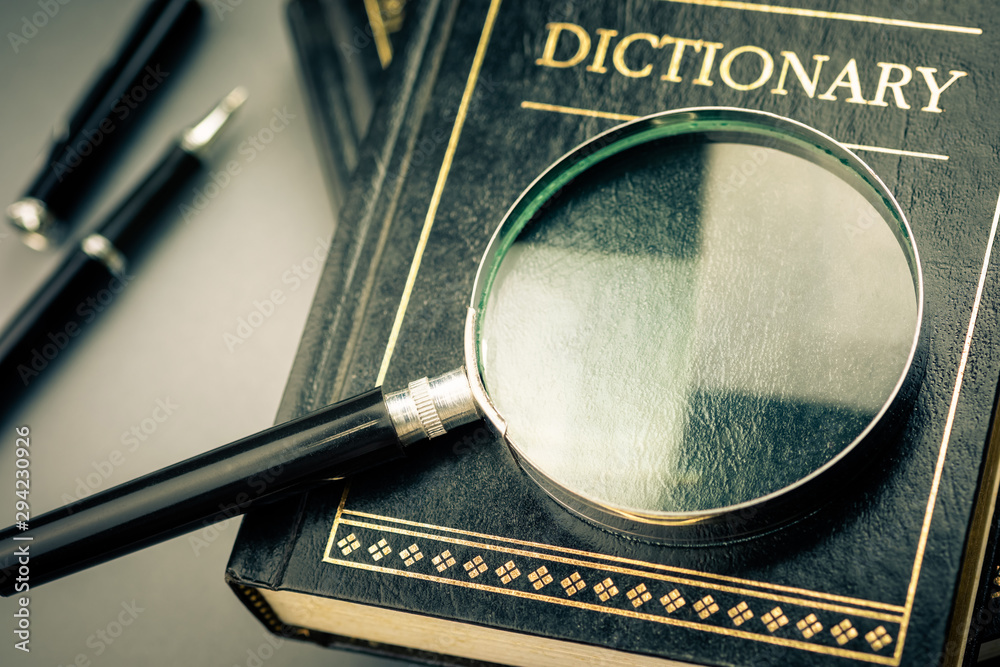 Search on Dictionary の Stock フォト | Adobe Stock