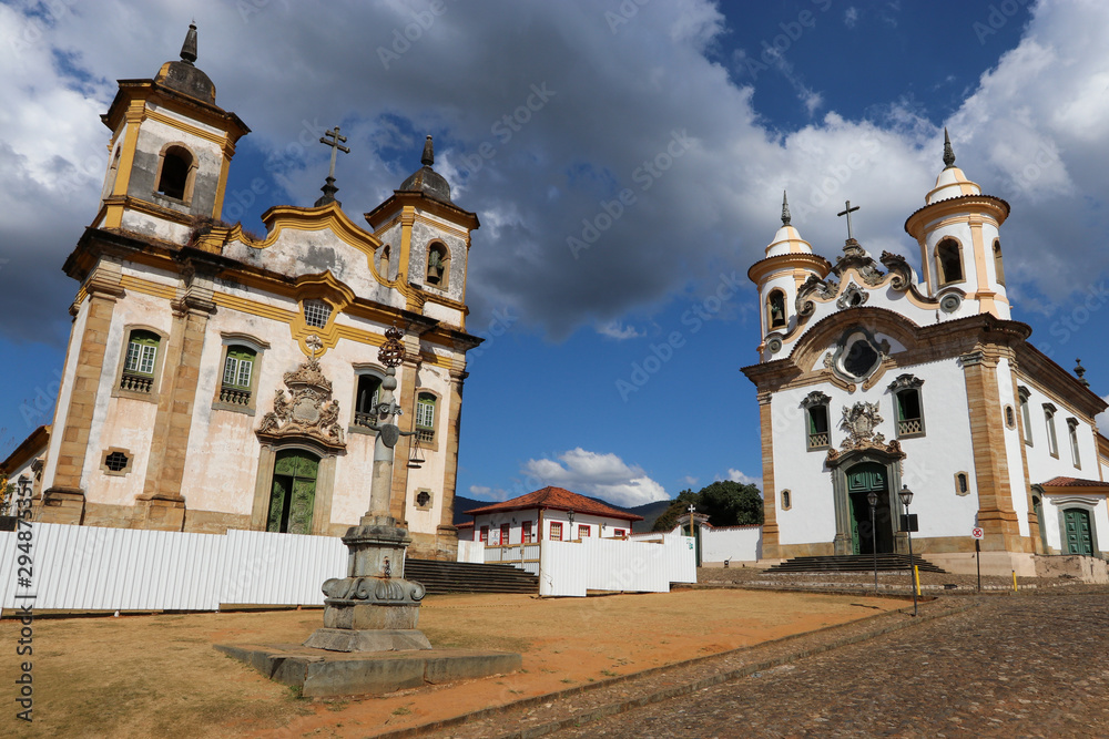 Brazil - Stunning National Park and City - wildlife, huge cliffs and ...