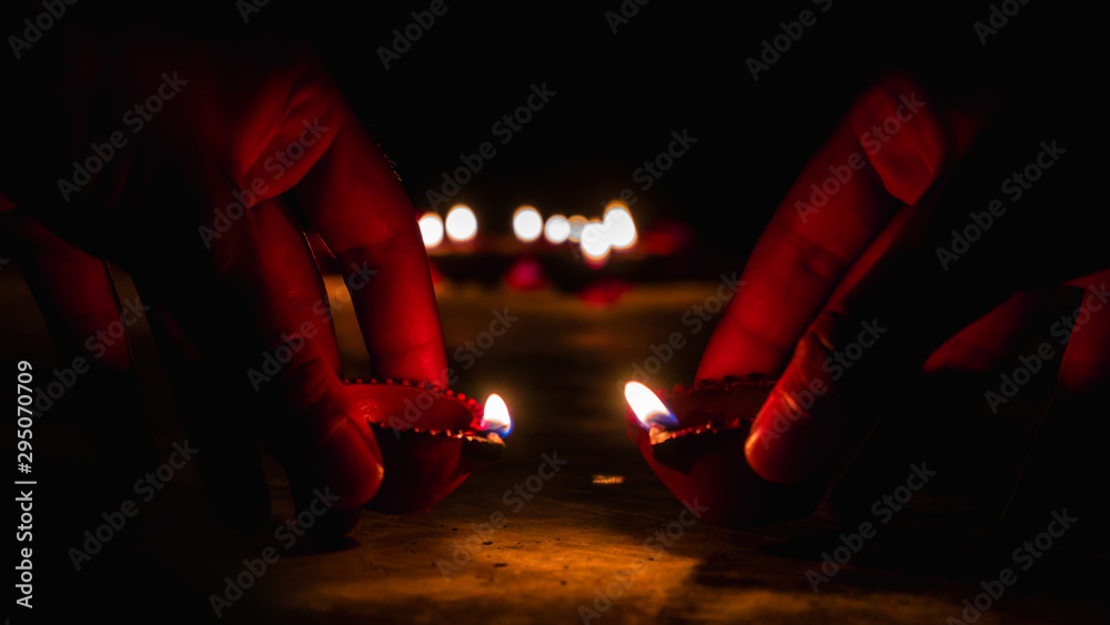 ภาพถ่าย Stock Diwali Diya(oil lamp) also known as diva. Diwali is ...