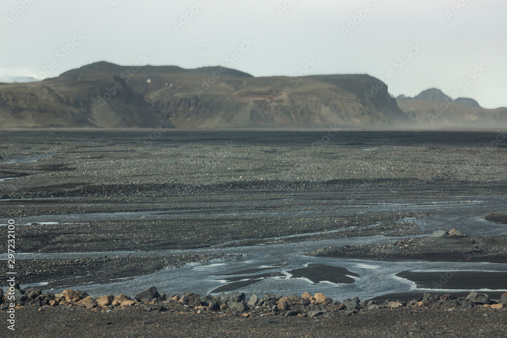 Foto An outwash plain Mýrdalssandur in Iceland built by jokulhaups of ...