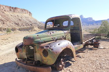 Old Abandoned Truck Free Stock Photo - Public Domain Pictures