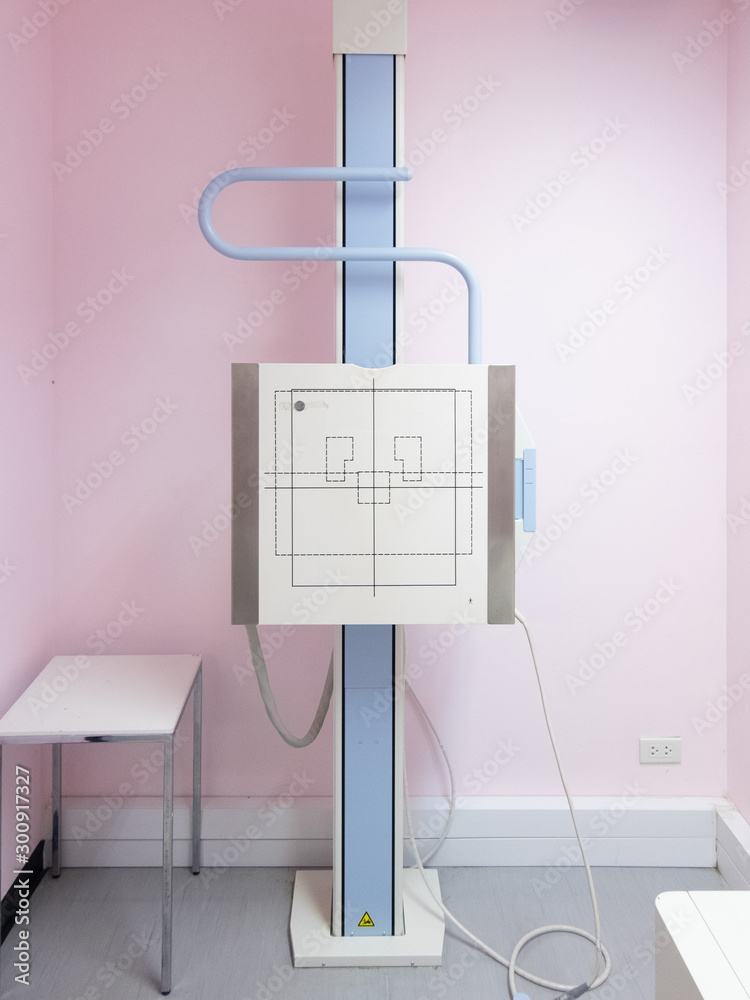 A versatile Bucky stand for radiographic positioning with fixed or ...