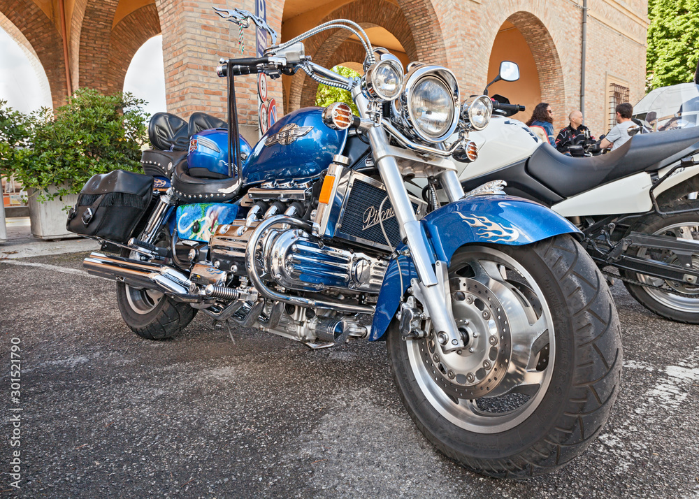 Honda F6C six cylinder engine Stock Photo | Adobe Stock