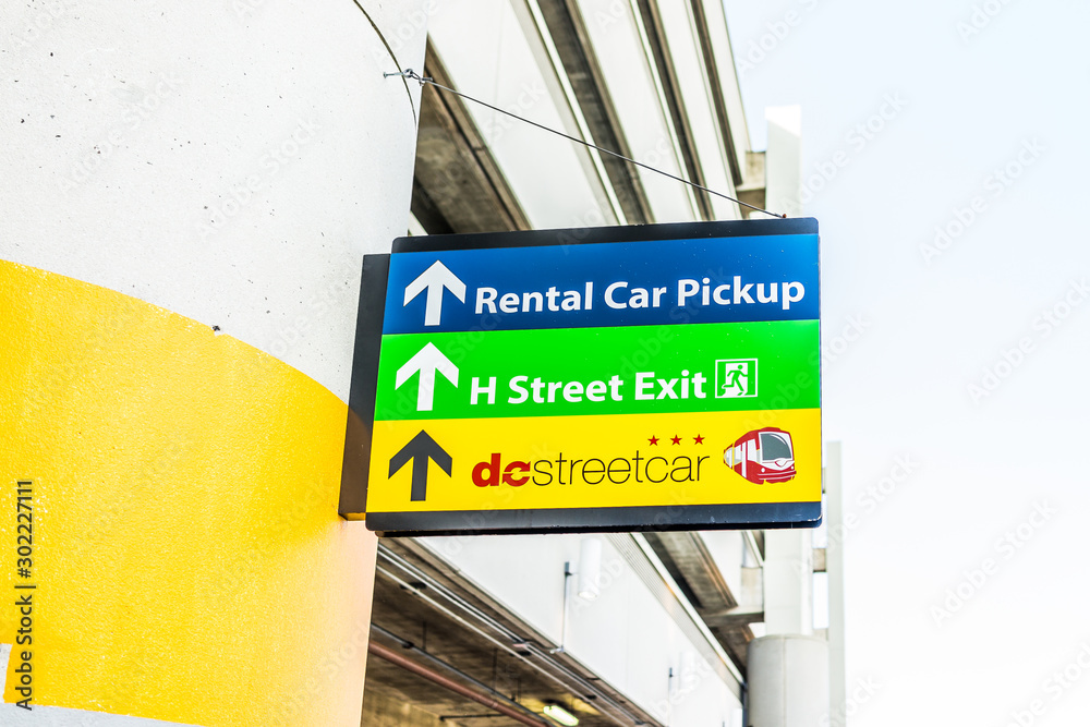 Washington DC, USA - July 1, 2017: Inside Union Station parking garage ...