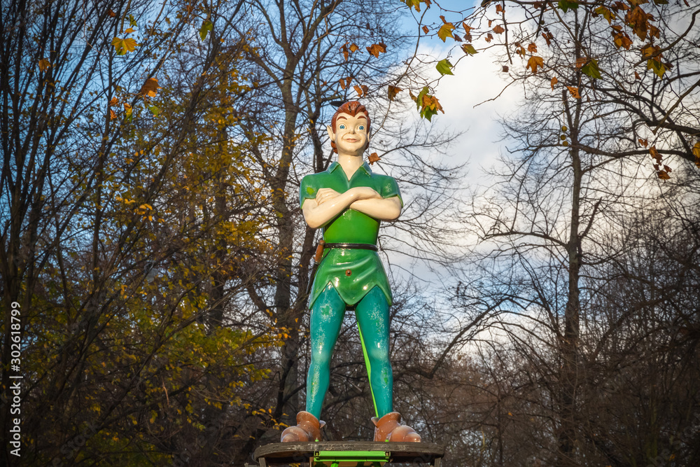 Peter Pan amusement ride at Christmas funfair winter wonderland in ...