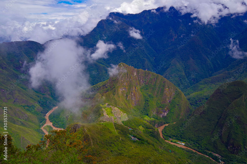 Machu Picchu, legendary Inka capital Peruvian Andes. Historic and ...