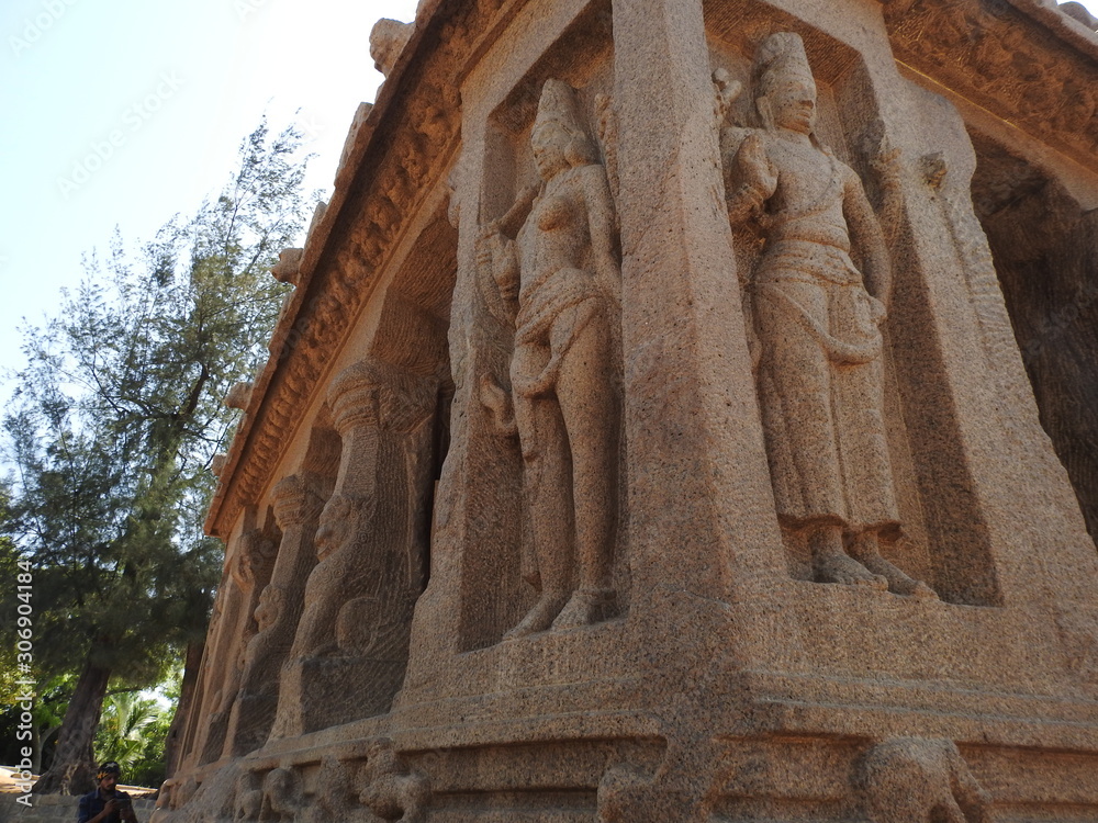 Panch Rathas Monolithic Hindu Temple in Mahabalipuram Five ratha temple ...