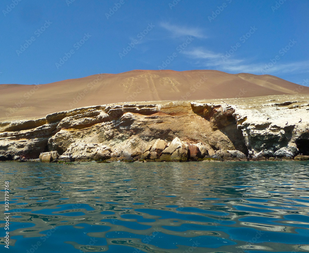 Paracas Candelabra prehistoric geoglyph in Paracas, Peru Stock Photo ...