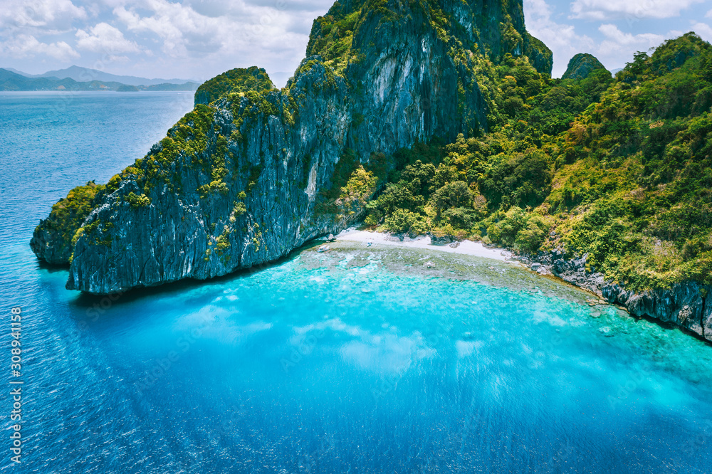 El Nido, Palawan. Aerial drone view of tropical Entalula Island. Huge ...