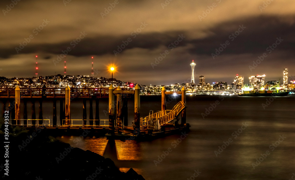 seattle skyline at night Stock Photo | Adobe Stock