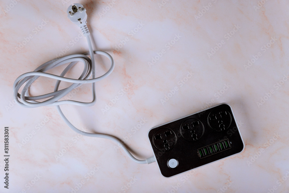 Foto Extension 3 pin plug universal electric socket wire with USB hub ...