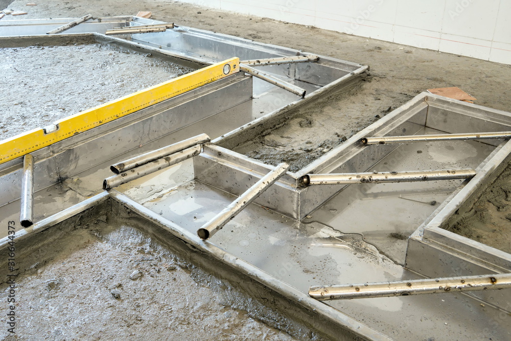 Foto Installing gutters drain kitchen floor restaurant . Construction ...