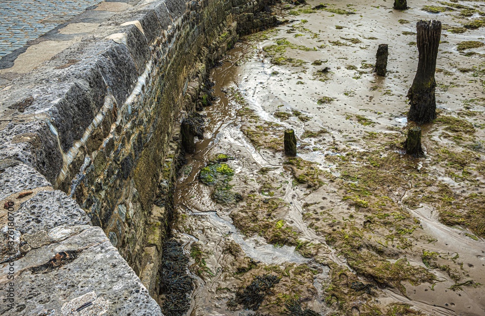 Stock-Foto „Watchet, Somerset, The low tide blocks the fishermen's ...