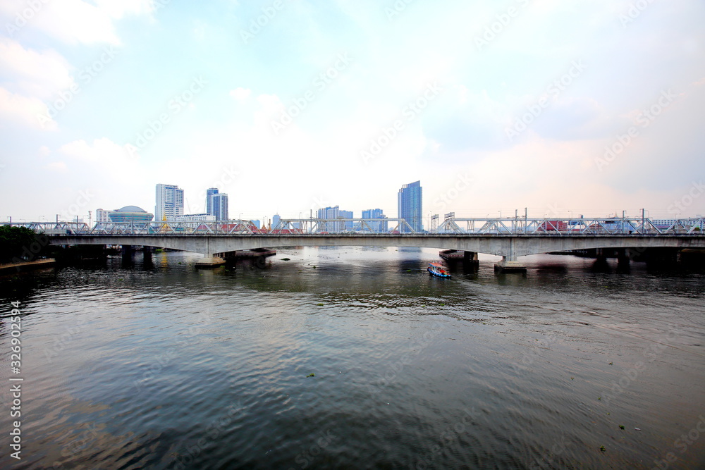 Stock-Foto „Rama VI Bridge and the Si Rat-Outer Ring Road Expressway ...