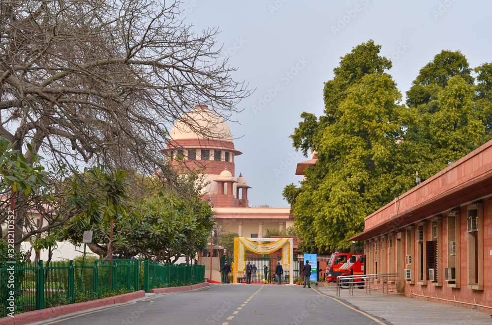 ภาพถ่าย Stock The Supreme Court of India, New Delhi is a Symbol of ...