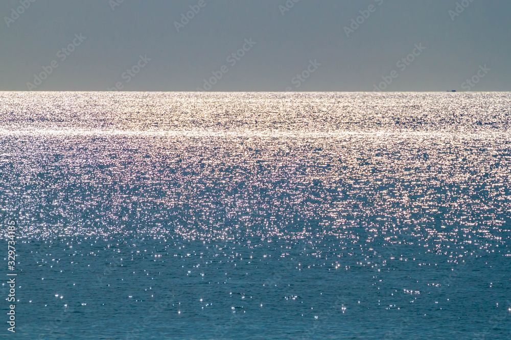 Foto Sparkling Sea at White sand beach, Koh Chang, Thailand, 2019 ...