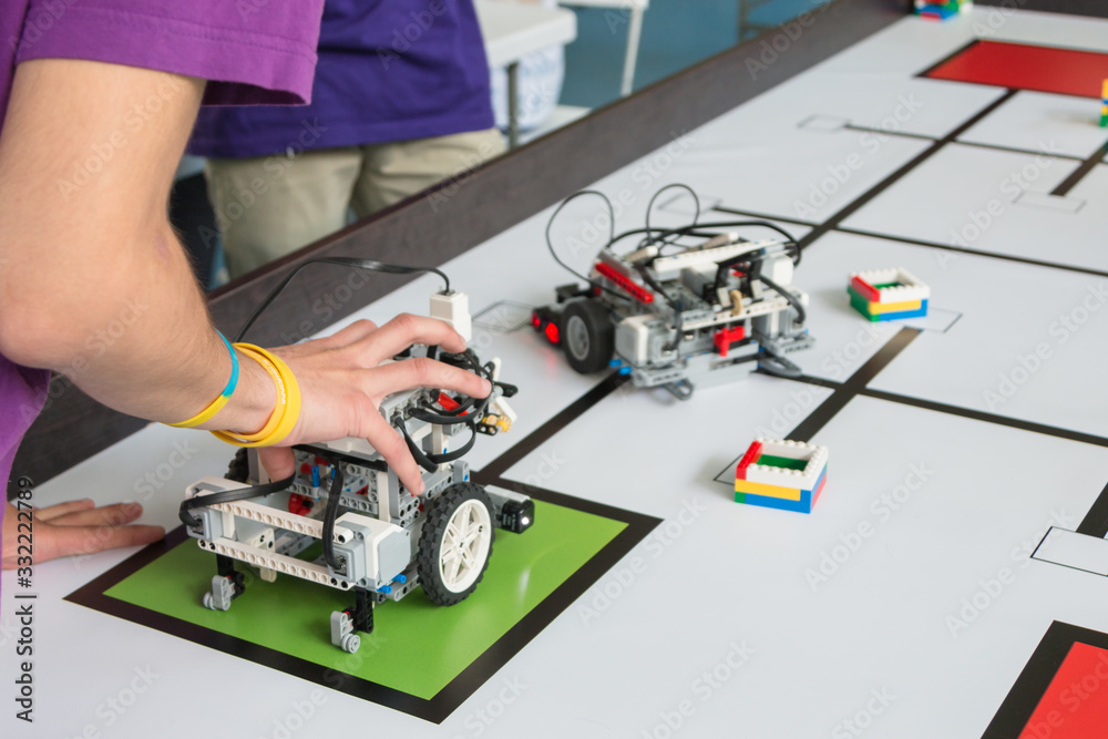 Foto de Stock Minsk, Belarus. November, 2018. Robotic car. Robot Lego Mindstorms EV3. STEM ...