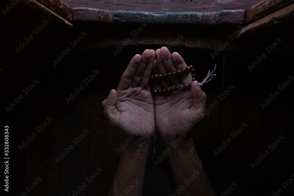 Asian religion, Muslim man's hand, blessing from God To be free from ...