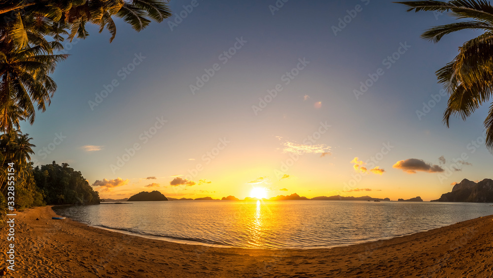 Coastal Scenery of El Nido, Palawan Island, The Philippines, a Popular ...