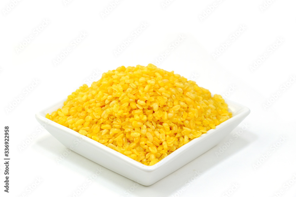 Organic split yellow mung beans (Yellow Moong Dal, Moong split washed ...