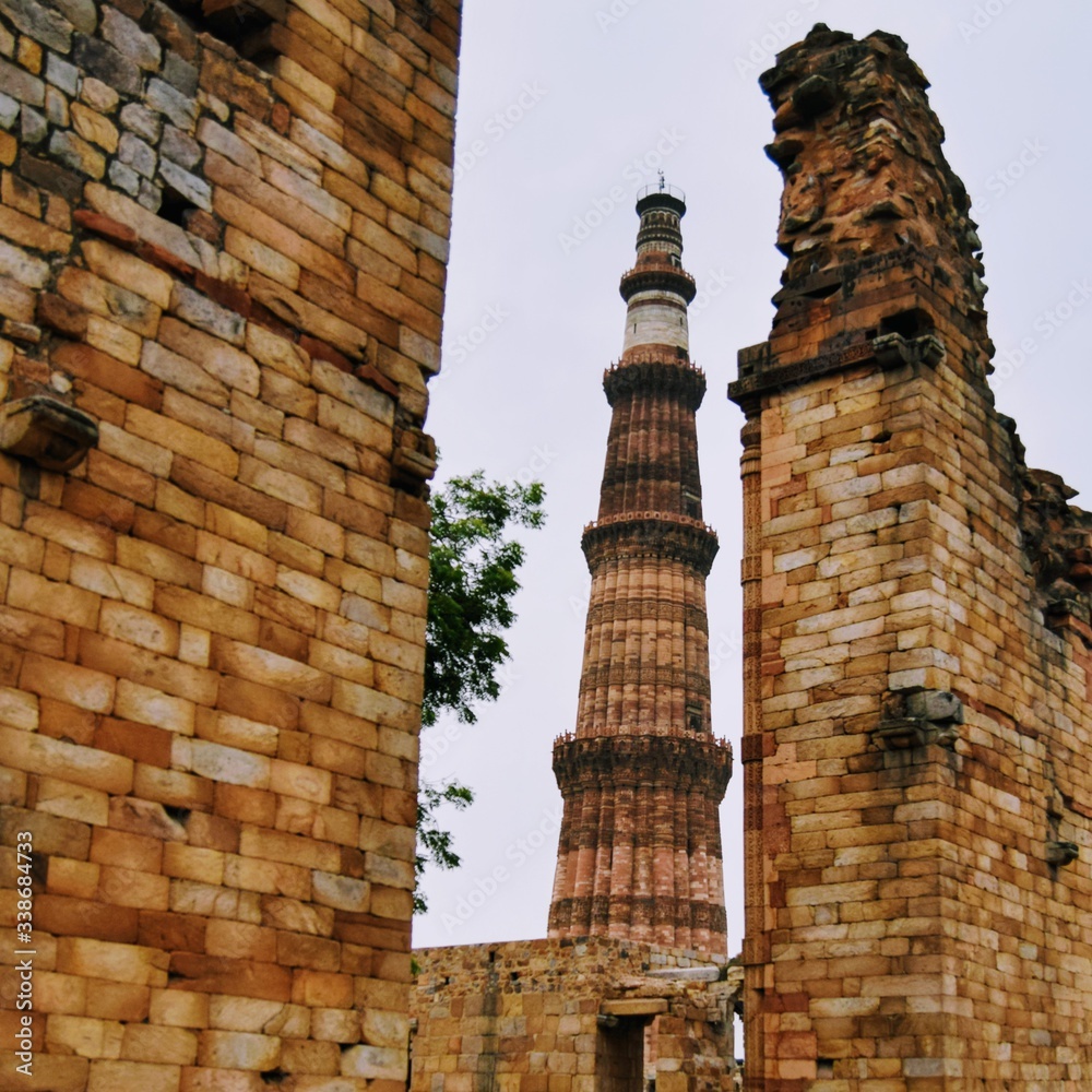 Foto de Stock Qutub Minar New Delhi, India, The tallest minaret in ...