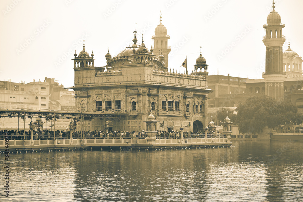 Beautiful view of golden temple shri Harmandir Sahib in Amritsar Stock ...