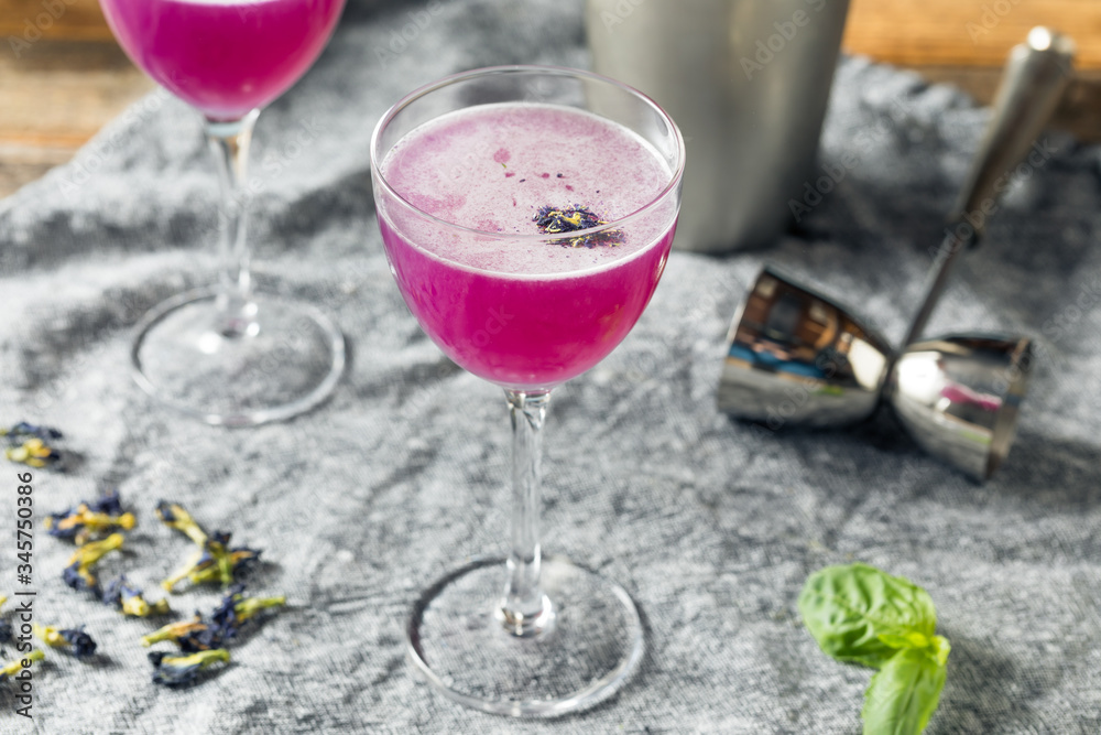 Boozy Purple Butterfly Pea Flower Gin Cocktail Stock Photo | Adobe Stock