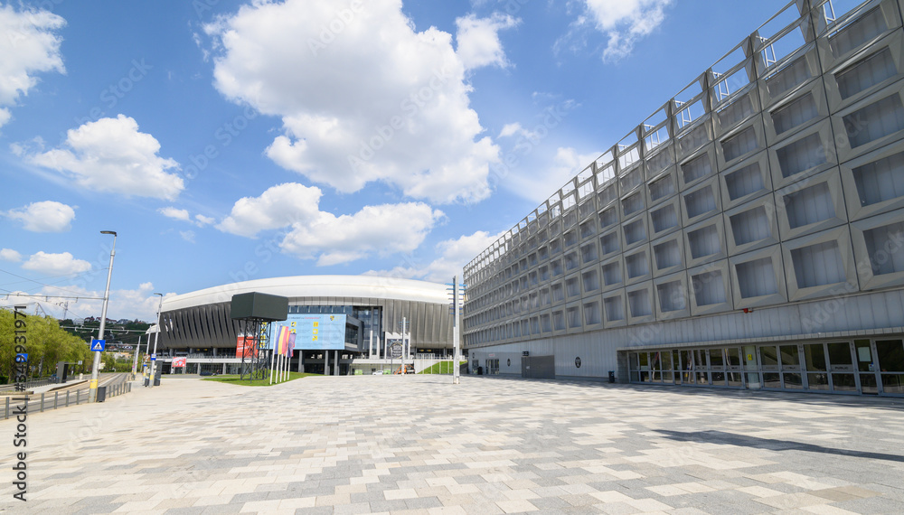 Foto The Multipurpose Hall or the Polyvalent Hall and the Cluj Arena ...