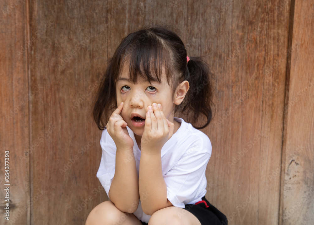 Half body portrait of adorable Asian girl, about 4 years old ...